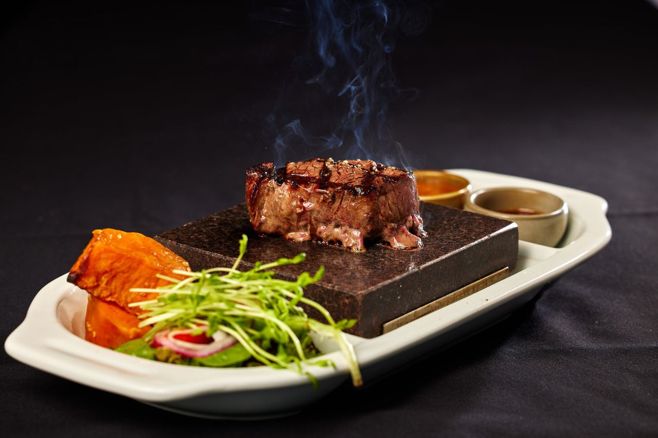 ケアンズのレストラン「ダンディーズ・ウォーターフロント」でステーキ堪能！ - aQuAs Traveller